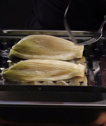Recette de chef - Julien Bouvier présente sa recette : Endives au jambon