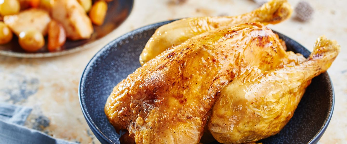 Poularde fermière des Landes rôtie aux fruits caramélisés